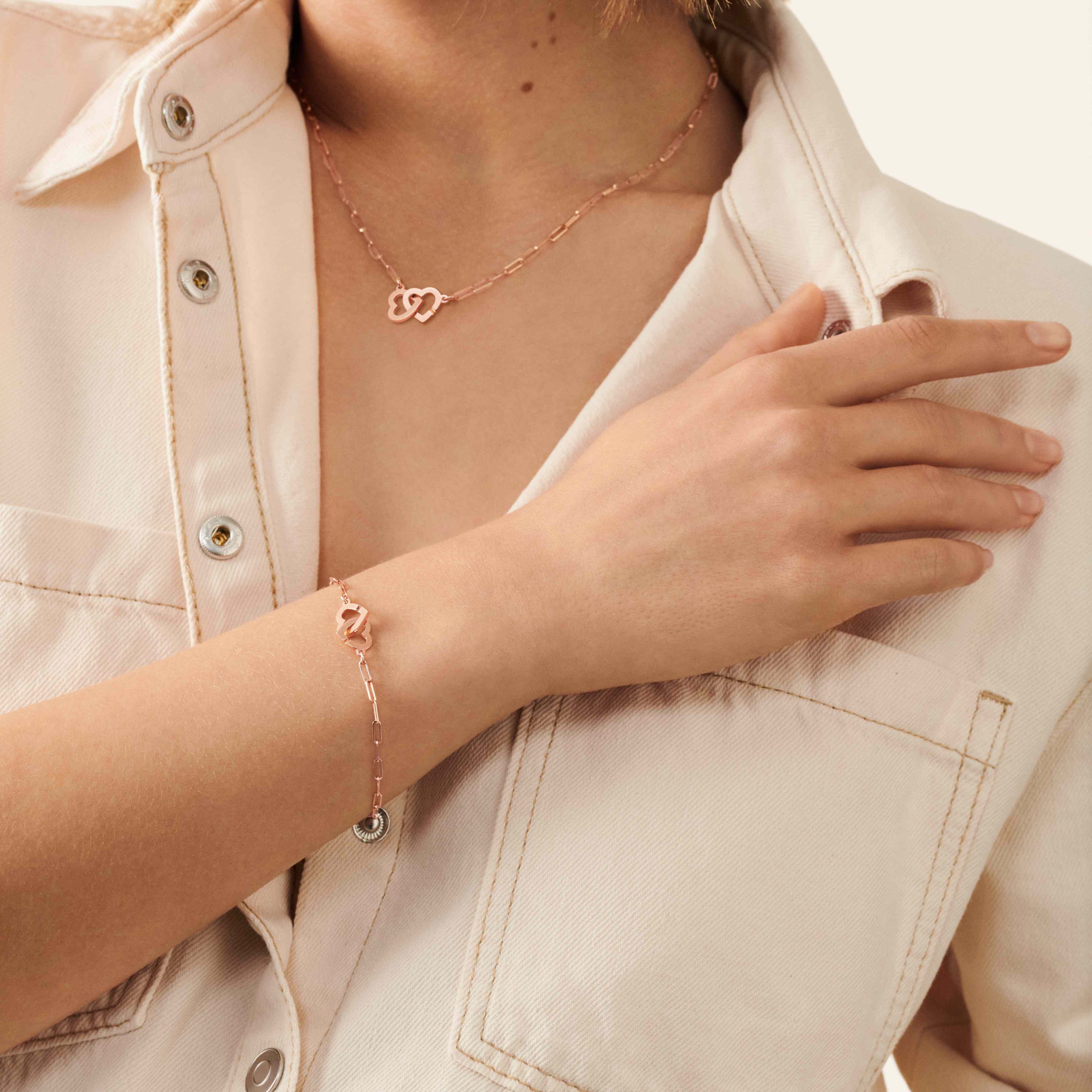 Dinh Van Women s Double Coeurs 18K Rose Gold Chain Bracelet Rose Gold